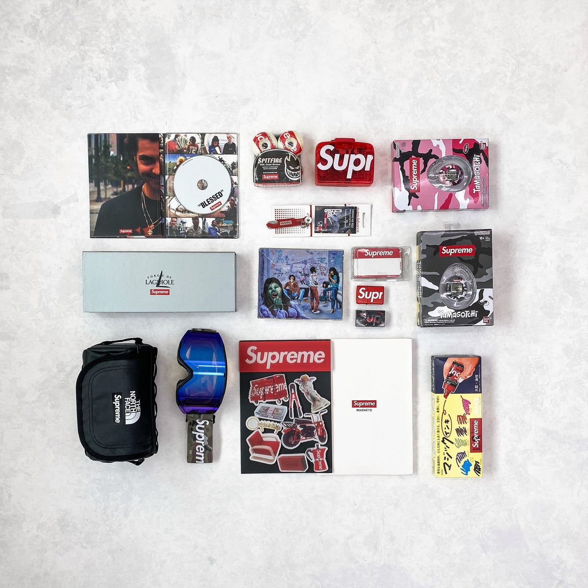 Supreme – La casa del SNEAKERHEAD